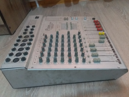 Тошкенда! Активный Микшерный Пульт PUDON с Усилитель. 2×600W. Original