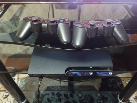 Playstation 3 na 320 gb
