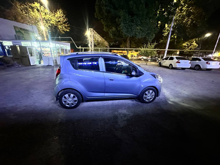 Спарк 2015 автомат, 1 та пятно бор,