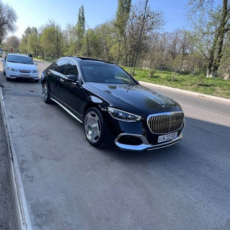 Raddom toy tadbirllar uchun avtomashinallar