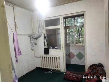 Yakkasaroy tumanida 2 xonali uy sotladi ( Bezmakler) 

Manzil: