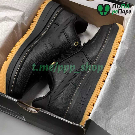 Nike Air Force 1 Luxe Black Gum