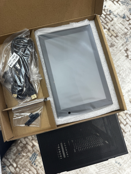 Jonsbo D41 mesh screen
