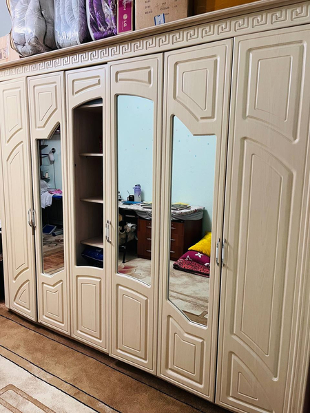 Продам шкаф для спальни