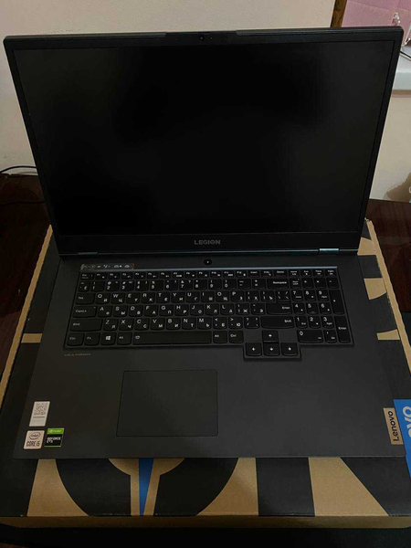 Lenovo legion 5 17IMH05