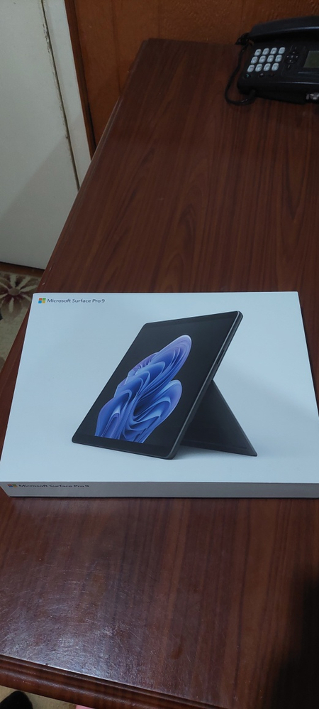 Недорого! Microsoft Surface Pro 9 в отличном состоянии