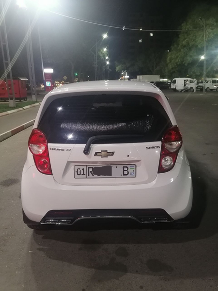Spark sotiladi ozmniki 1.25 kotta mator metan gaz 2013 oxri