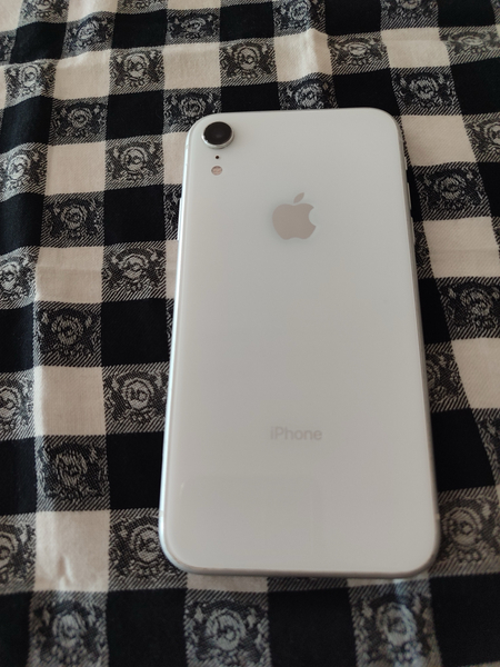 Iphone XR 64гб в  идеал