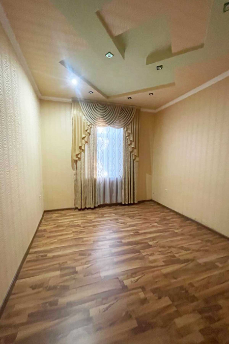 Коттедж 6 соток 5 ком, ор. Cамаркандский р-н ор.Винник