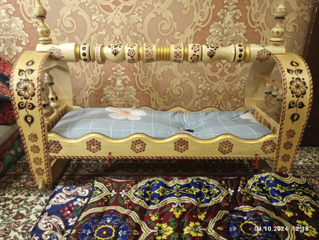 Бешик хамма нарсаси бор ишлатилмаган янги
