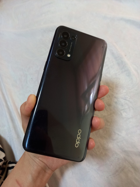 Telefon sotiladi