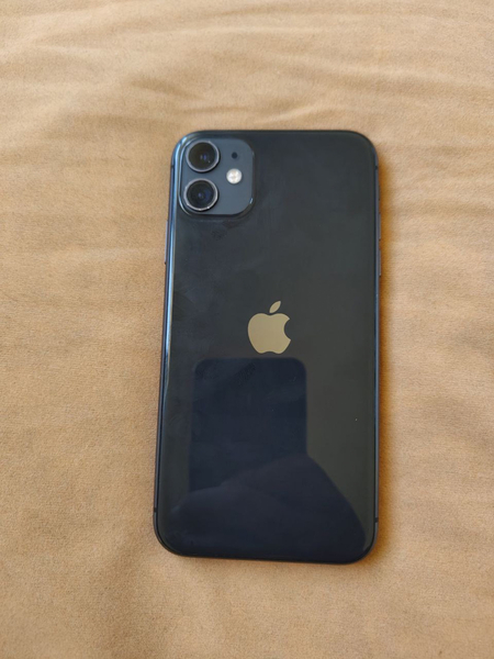 iphone 11  qora ideal radnoy