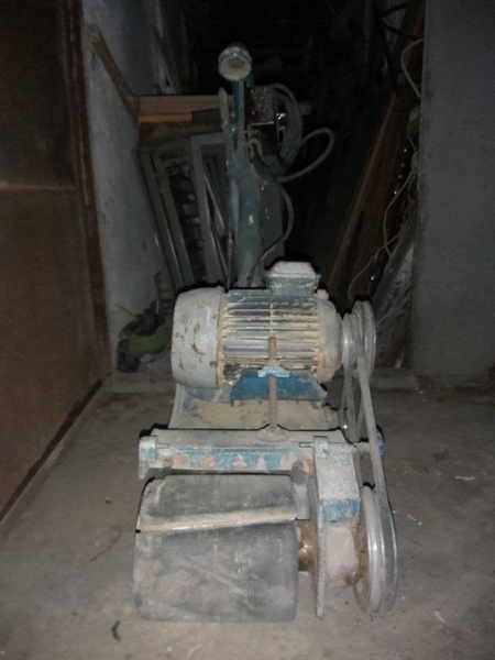 Продам Шлиф машинку 380Вт