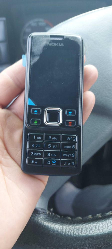 Nokia 6300 holati yangi