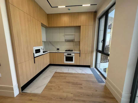 Срочно продается Новый фонд .3-к.квартира в Мирабадском районе (J3149)