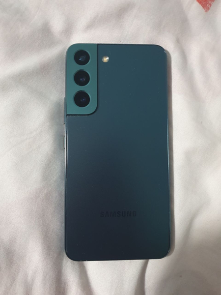 Samsung S22 8/256