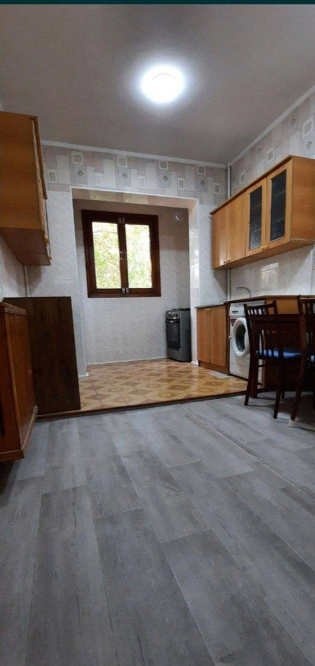 Продаётся двухкомнатная квартира на Саидбарака