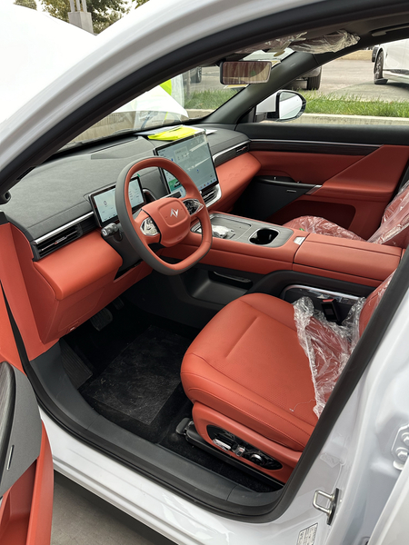 Dongfeng 008 Hybrid
