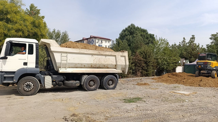Toza Turpoq bor.