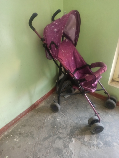 Коляска сотилади 150 000