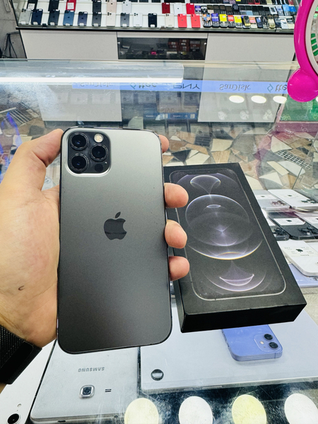 iPhone 12 Pro  256 gb ideal