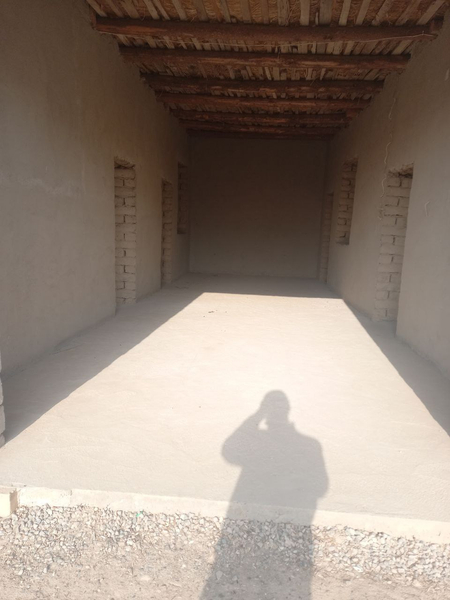 Hovli sotiladi 2 sotix