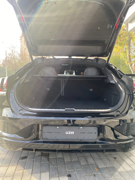 ZEEKR 001 z - sport do res