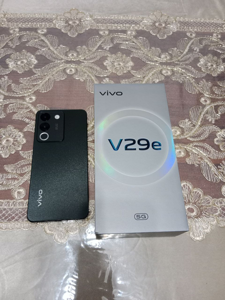 Vivo v 29 e  balotviy matviy