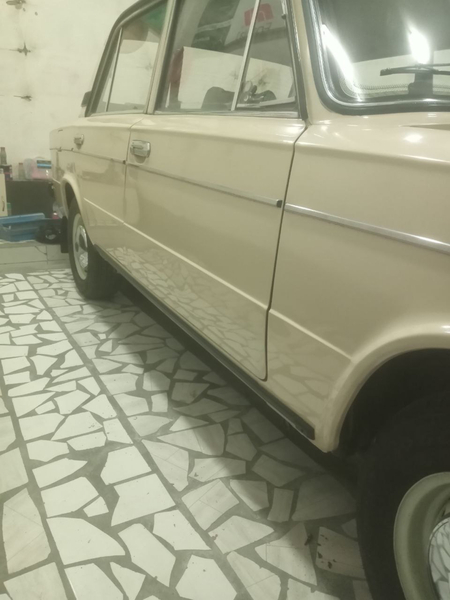 Vaz 06 sotiladi srochni