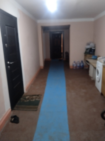 srochna sotildi 6 oilavi palikilinika yonida 3 etaj 2 xonali 22.500 $