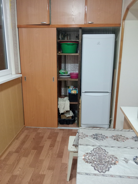 Сдается 1 переделанная в 2 х комнатную квартира Юнусабаде 15