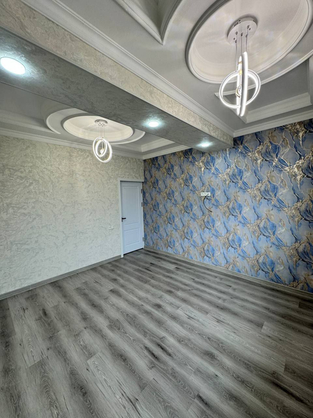 3 xonalik 3 etaj Gor balitsa Krasni kirpich 102 kv 65000