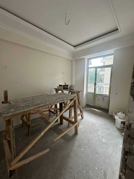 Почти готовая трешка полноценная на Махтумкули 65м2 Poytaxt Residence`