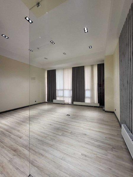 Сдаётся здание свободного назначения на Ц-4 площадь:725 м²    (ХМЕ)