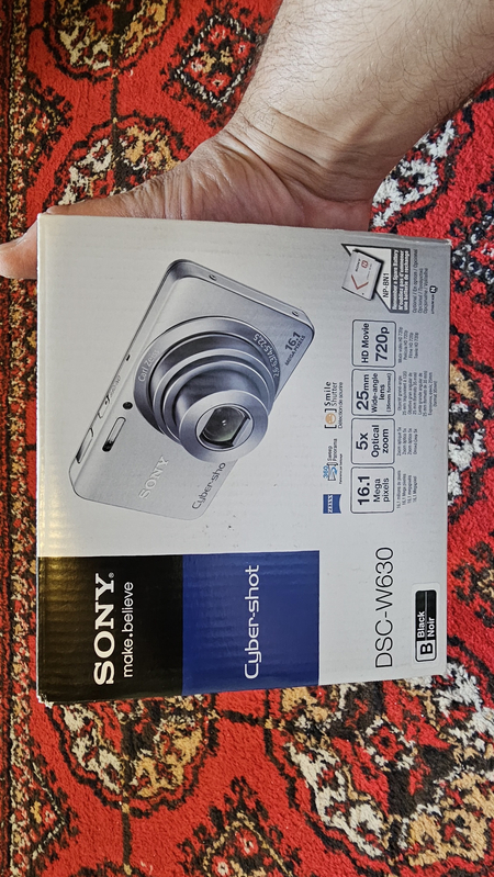 Продаю новый фото аппарат . Модель Sony DSC -W630