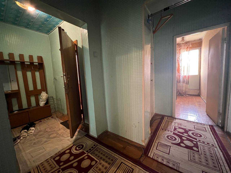 Рынок Чорсу 3-комнатная 3/9 71 м² раздельные комн среднее состояние