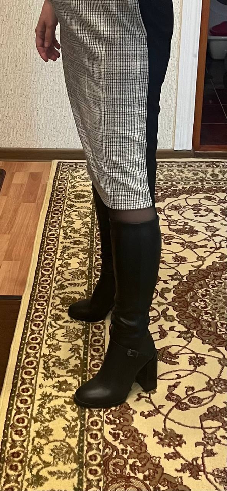 Женские сапоги...
