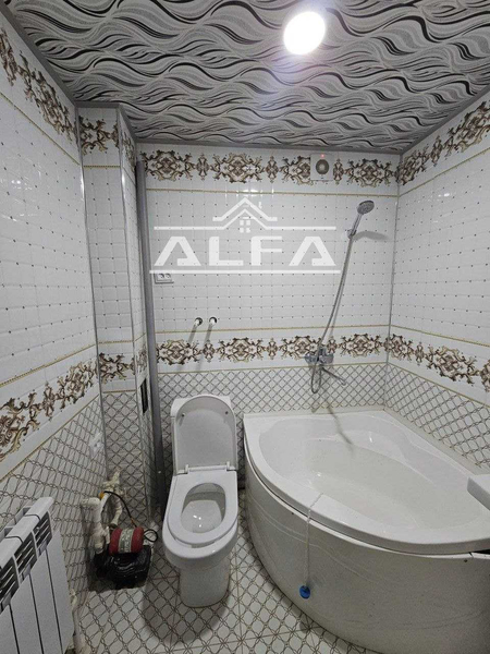 2 xonali 65m² 3-qavat sotiladi.
