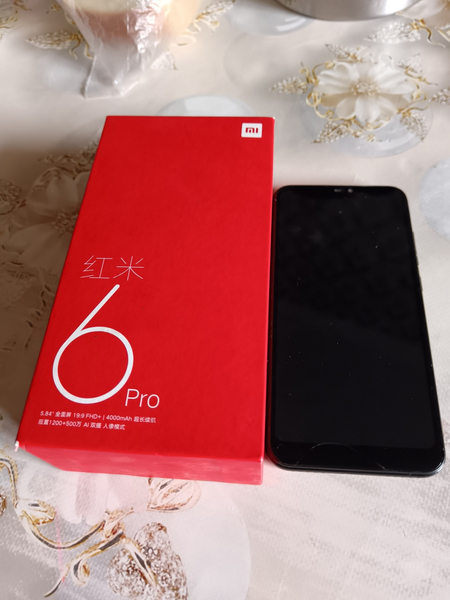 Redmi 6 pro 32gb karopkasi bor