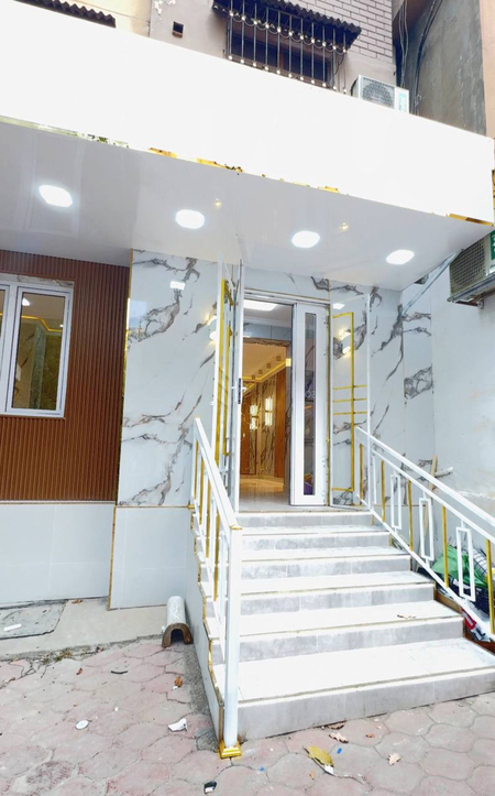 Срочно продаётся 2*3 комнатная квартира. Чиланзар. Новза.