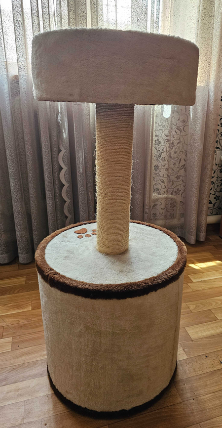 Кошачий домик двухэтажный