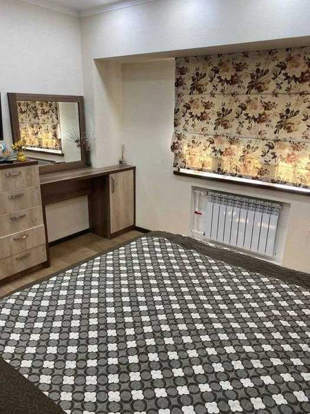 谷 128642 谷 Shayxontohur tumanida kvartira sotiladi [87 м²]