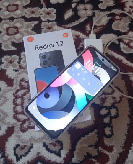 Redmi 12 ideal 8+8.256 xotra