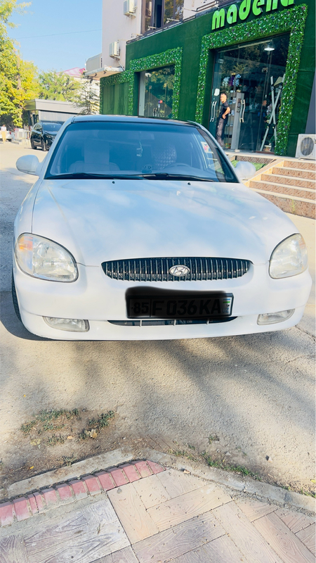 Hyundai Sonata FE 2000