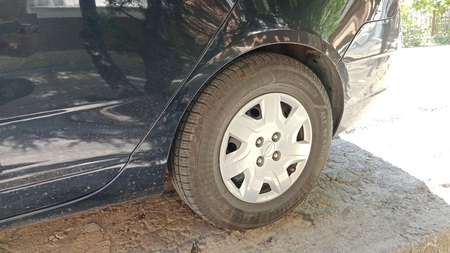 Cobalt avtomobili sotiladi