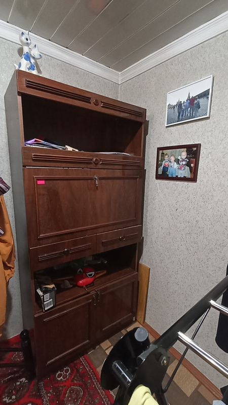 Продаётся стенка б/у