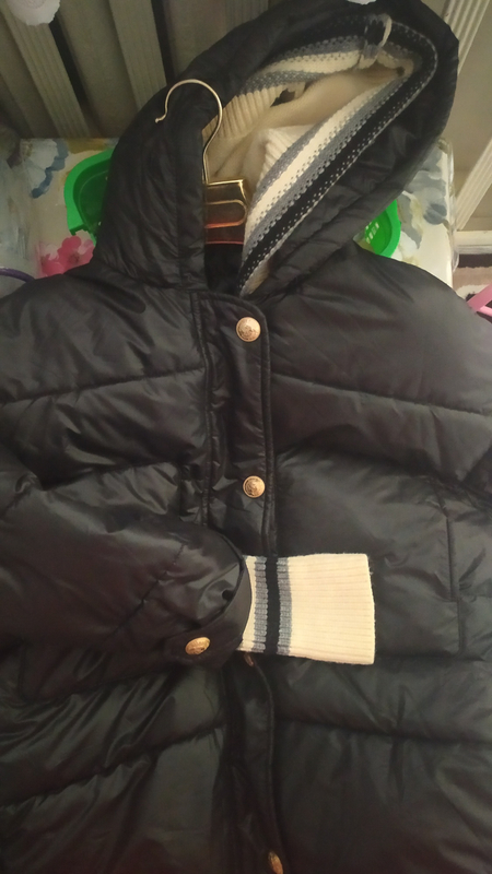 Продам женскую модную куртку