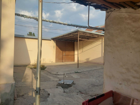 Продаётся Участок в Мирабадском ра-не где Азербайд-кий центр 4,34 сот