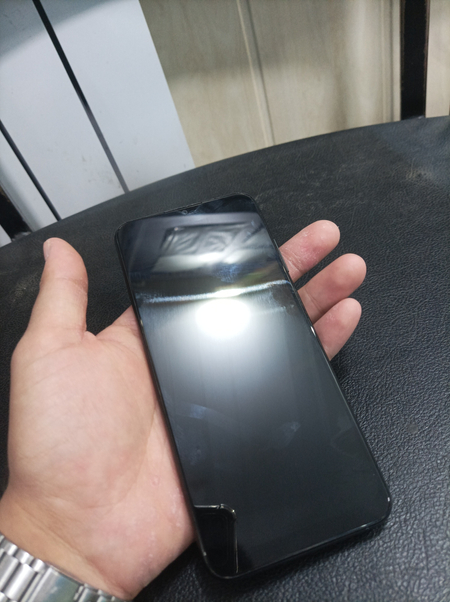 Samsung A03 4/64gb sotiladi. Holati ideal. Kelishamiza