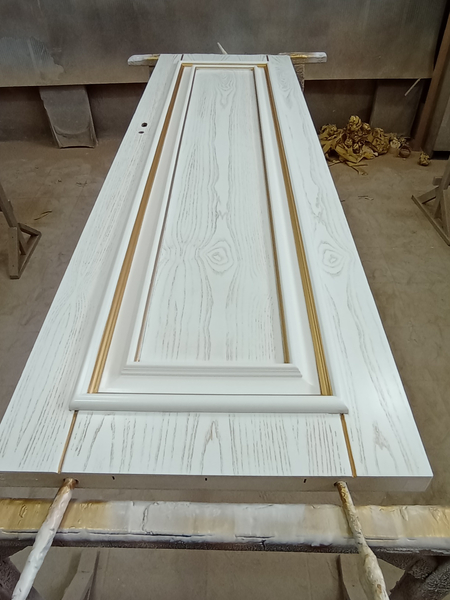 Kraska  sepamiz fasadlar mdf eshikga